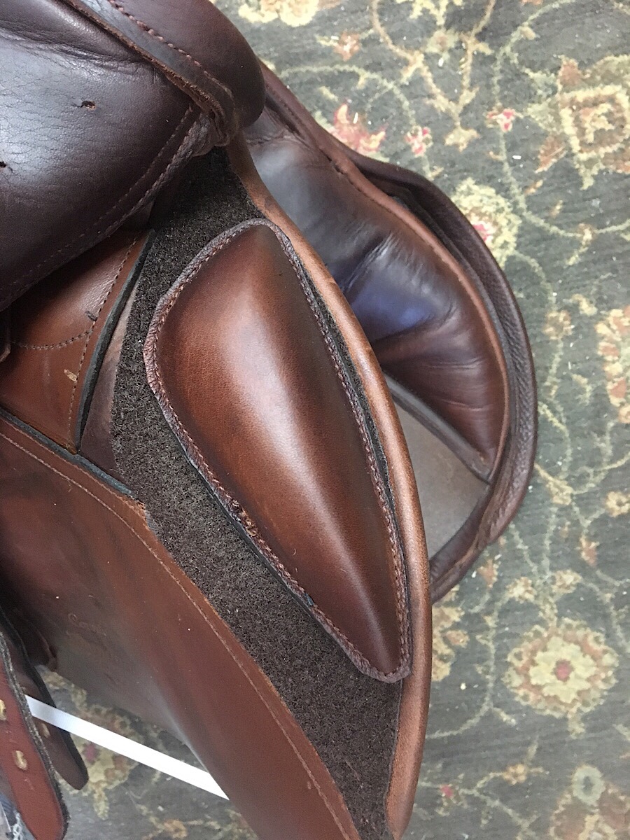 Knee Blocks - Adrienne Hendricks Saddlery